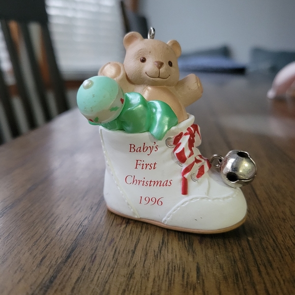 Hallmark | Holiday | Vintage 996 Baby 1st Christmas Ornament | Poshmark